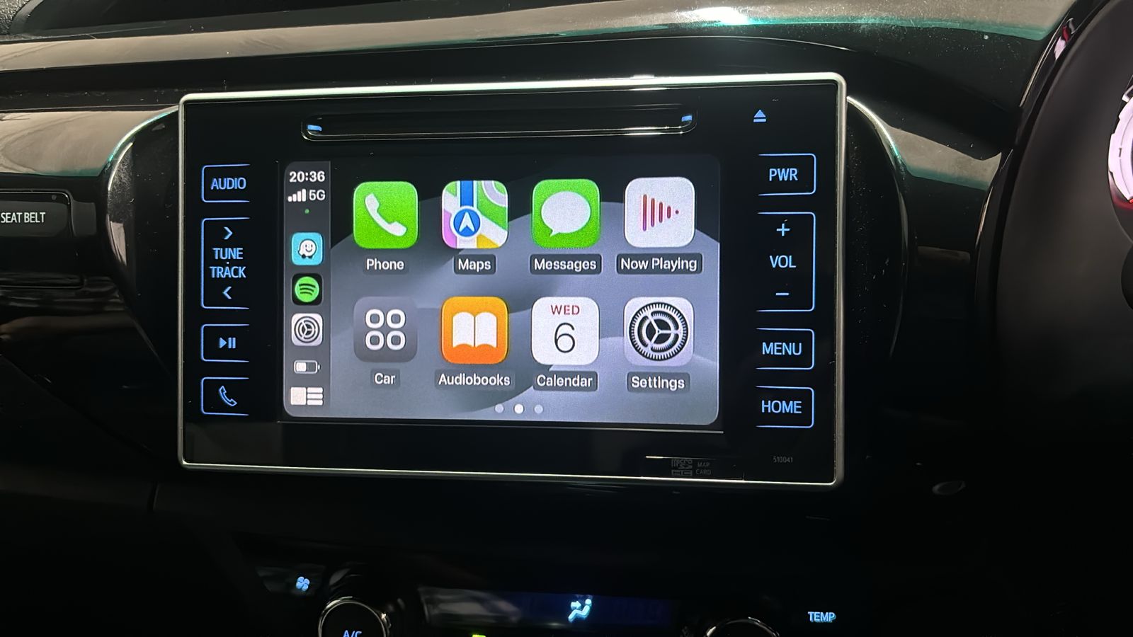 AutoCast Retro Connect Toyota Fortuner/Hilux 2016-2019 - AutoTechShop